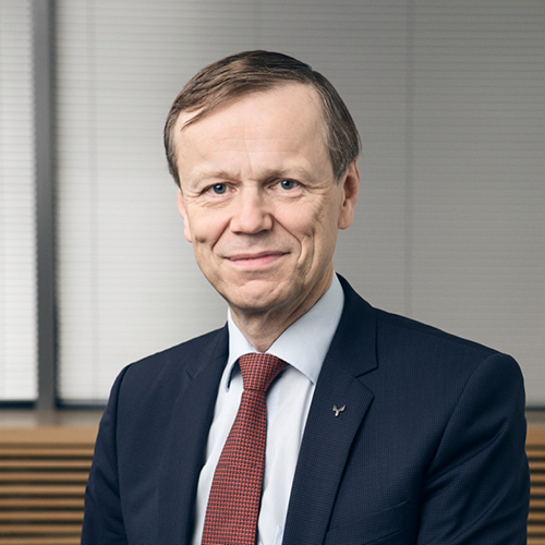 CEO and other management | Metsä Board