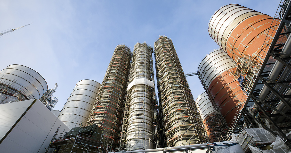 The builders of the bioproduct mill: Commissioning takes the bioproduct ...