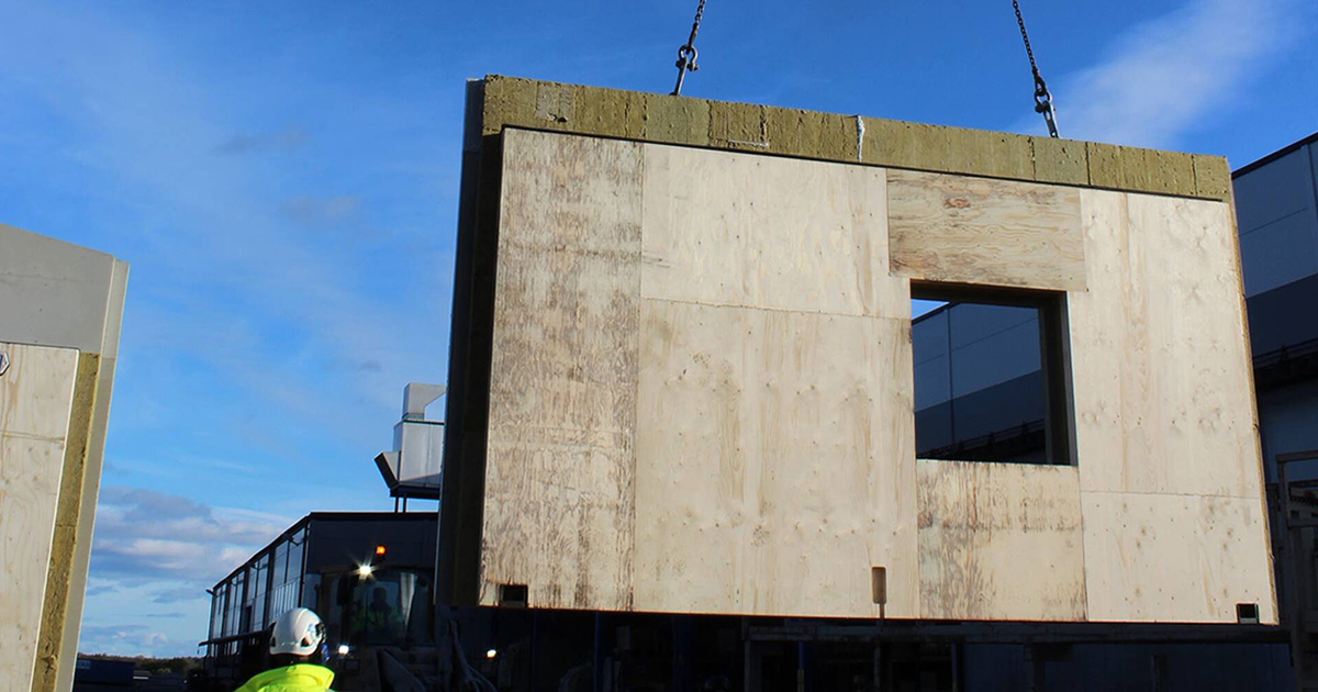 Swedish concrete manufacturer launches low-emission hybrid wall