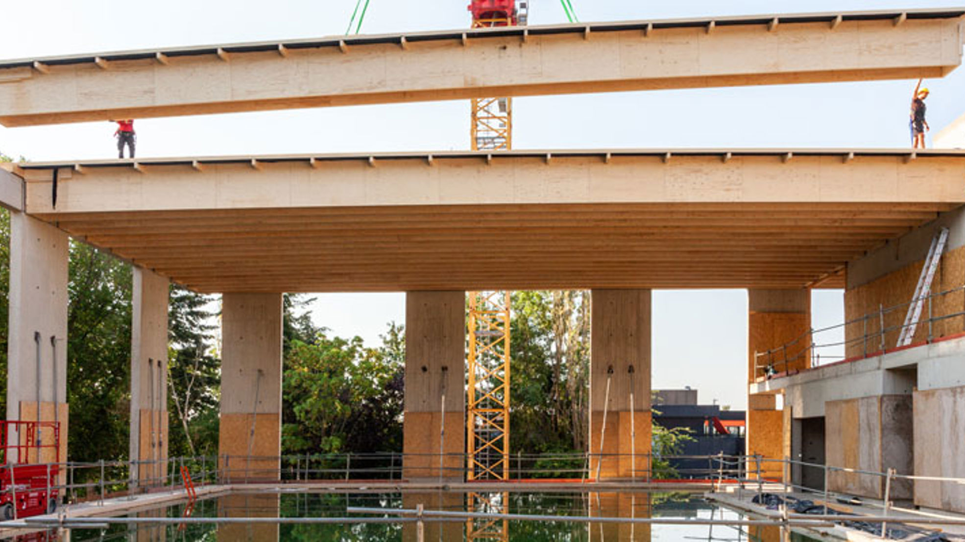 Roofing with extremely long wooden elements for an indoor swimming pool ...