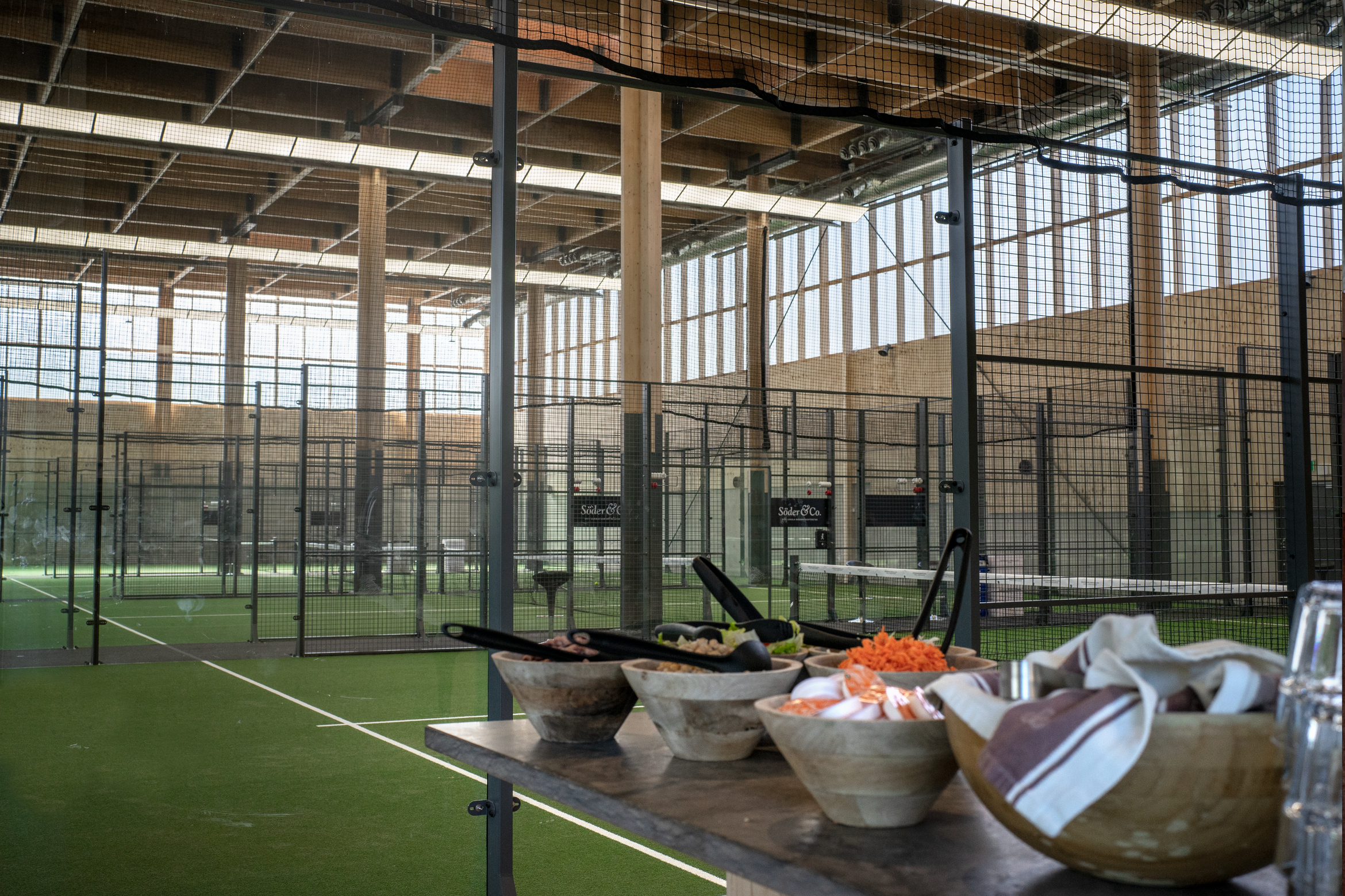 Tillfällig saluhall omgjord till padel hall